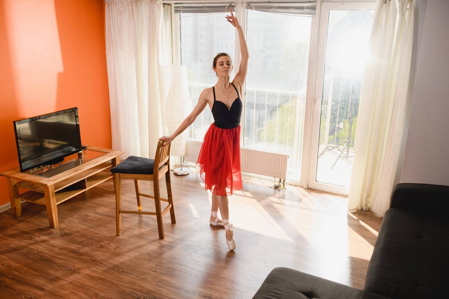 Ballet em casa: confira as melhores dicas para não perder a prática ...